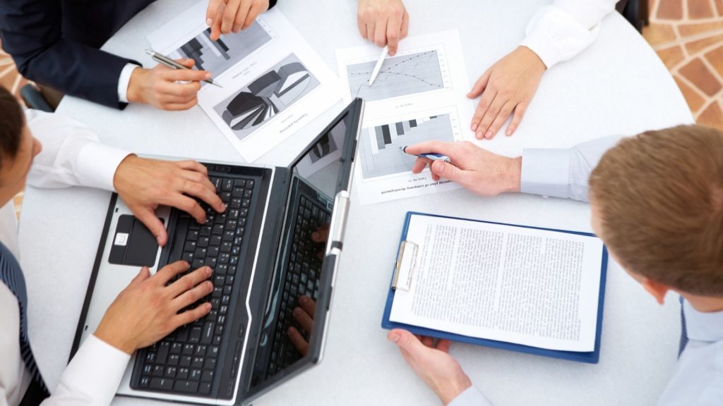 Social Feature Series: Interactive Live with Multiple Users ...